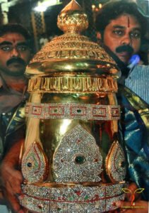 Golden Crowns Donated to Sri Venkateswara Swamy